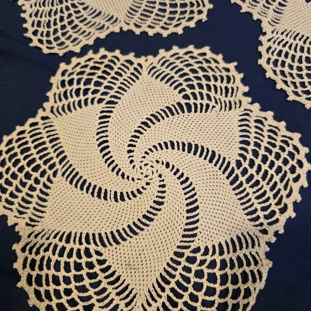 Accents | Mcm Vintage Doily Set Of 3 Hand Crocheted Spiral Pinwheel ...